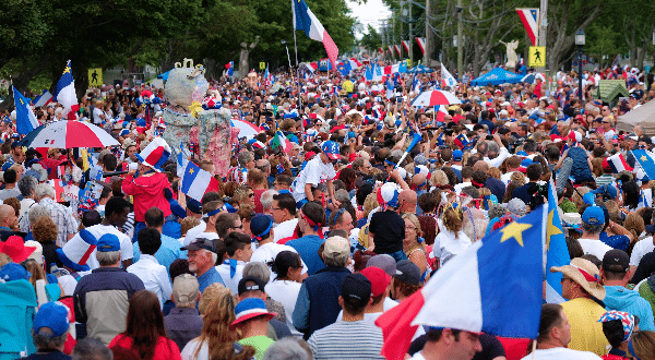 Porter sa fierté acadienne! - L'Heure de l'Est | Saint-Pierre et ...